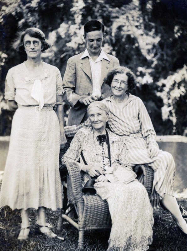 Photograph; Unknown; 1935; MUS2014.30.6 | eHive