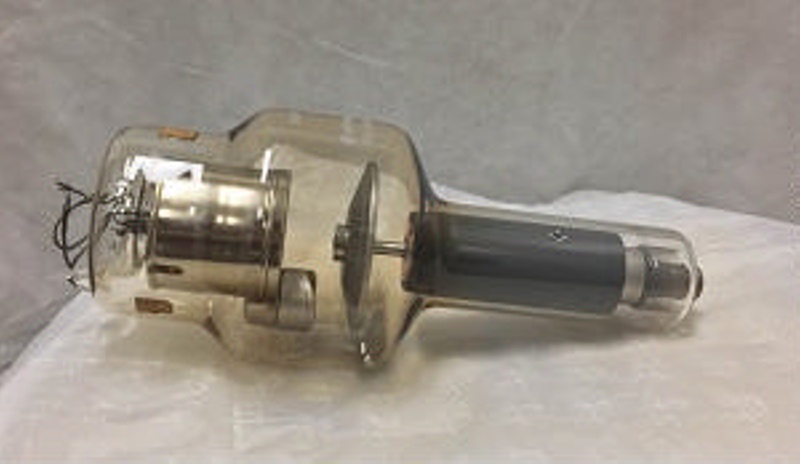 Hitachi Gas X-ray Tube, rotating anode, dual focus; Hitachi; H10407 | eHive