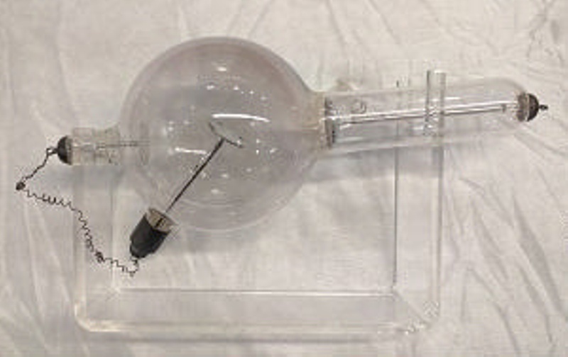 Bi-Anode Gas X-ray Tube; c1890's; 2016.67 | eHive