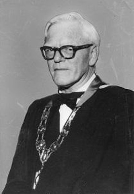 Charles Desmond Costello ; G8.43.1 | eHive