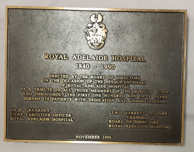 Plaque: RAH Coat of Arms; 1990; AR#11976 | eHive