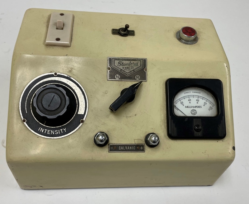 Equipment: Galvanic Electrotherapy Unit; Ca 1950; AR#3432 | eHive