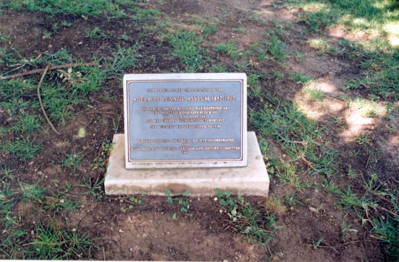 Exterior: Plaque on the Adelaide Lunatic Asylum site; 1995; 1.160 | eHive