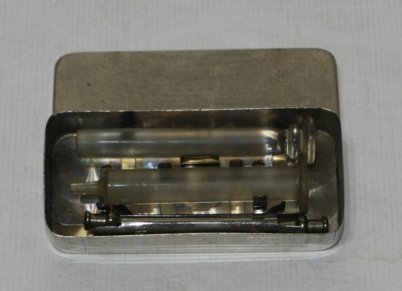 Instrument: Syringe Kit; Ca 1940; AR#1435 | eHive