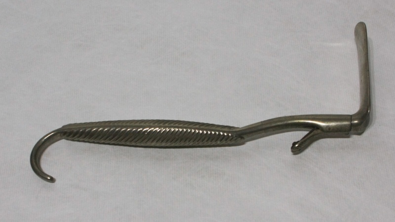 Instrument: Langenbeck Retractor; Ca 1920; AR#1639 | eHive