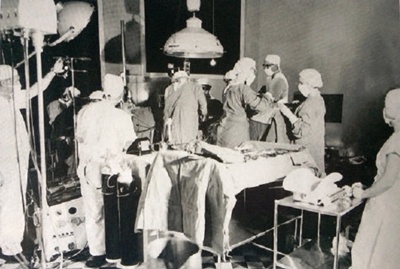 Interiors: Operating Theatres; Ca 1950; 2.286 | eHive