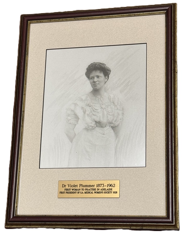 Photograph: Dr Violet Plummer; AR#18775 | eHive