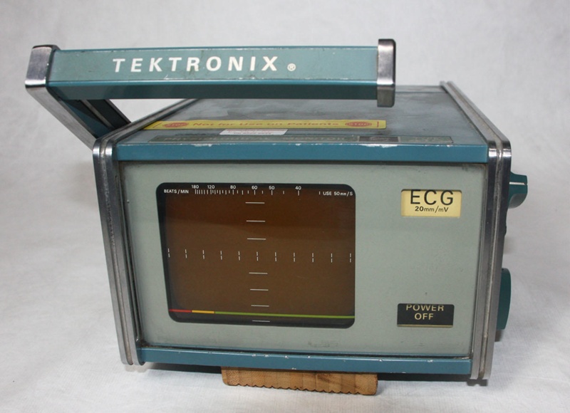 Equipment: ECG Machine; Ca 1960; AR#5827 | eHive