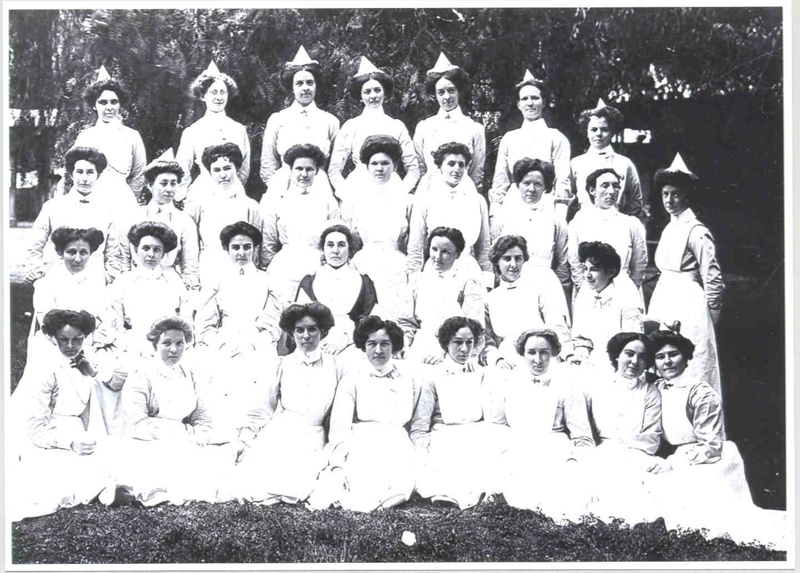 Nurse: Matron Graham and Nurses; 1905; 4.1B.197 | eHive