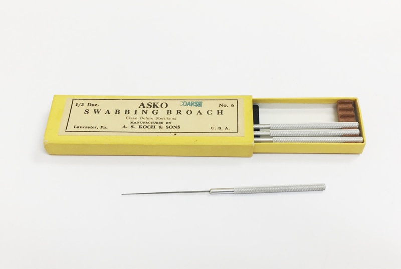 Instrument: Box of Swabbing Broach; Ca 1950; AR#247 | eHive