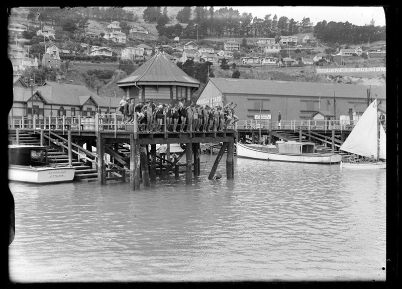 Lyttelton Port, Diamond Harbour Ferry Wharf, ca.1935 with a crowd of ...