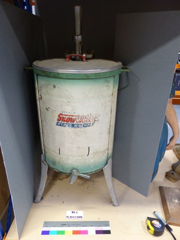 Washing machine; Delaco; Unknown; 74.1 | eHive