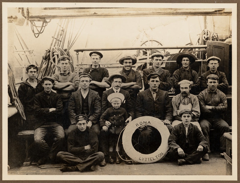 Crew of the 'Rona', 15 men and a young boy.; Unknown; 1900-1950; 10092. ...