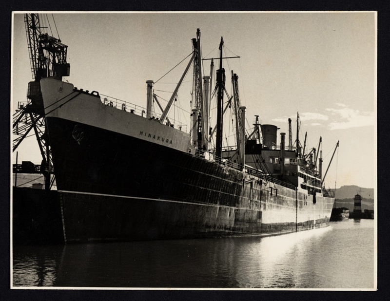 The 'Hinakura' in Lyttelton Port.; Unknown; 1949-1974; 11803.1 | eHive