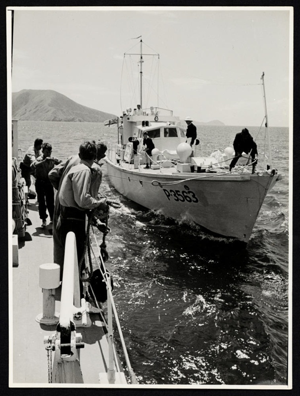 Young men on wharf and aboard HMZS 'Kuparu' P3563.; Unknown; 1950-1967 ...