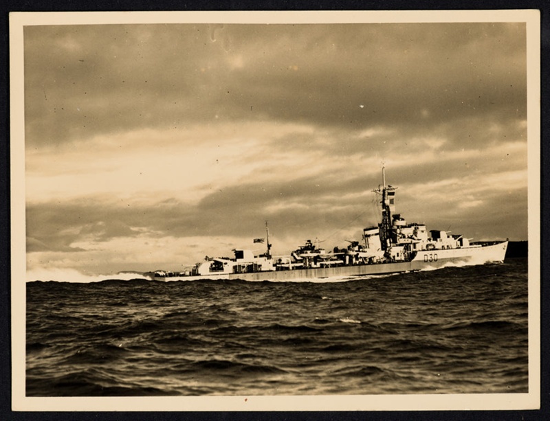 The H.M.S. 'Whirlwind I' at sea.; Unknown; 1917-1940; 10430.1 | eHive