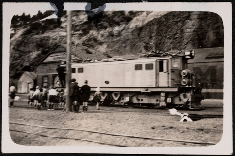The first electric train through the Railway Tunnel at Lyttelton, 14 ...