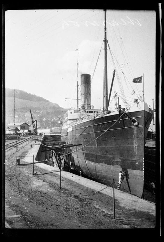 Ship in dry dock in Lyttelton Port, the Mararoa; Unknown; 1950-2000 ...