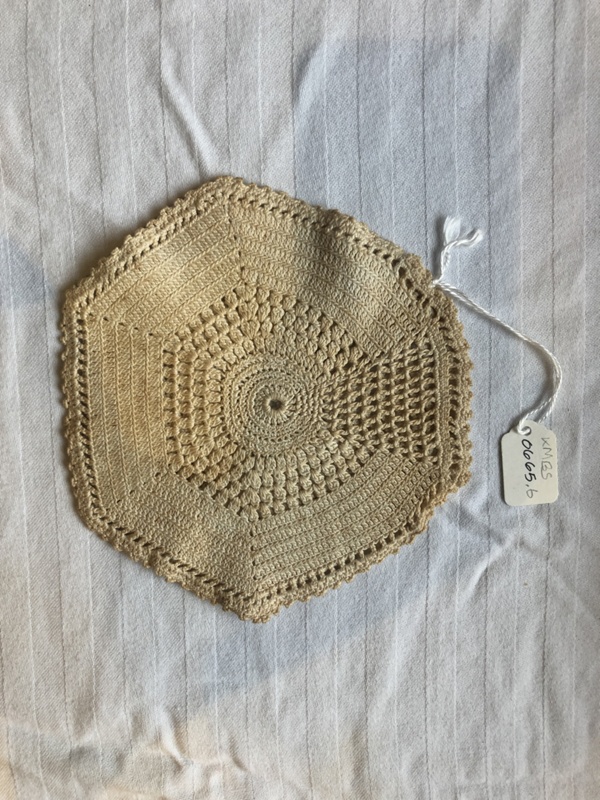 Octagonal crochet bag; Unknown; KMBS 0665.6 | eHive