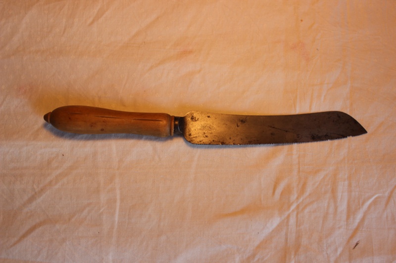 Bread knife; Christopher Johnson & Co.; KMBS 0351.1 | eHive