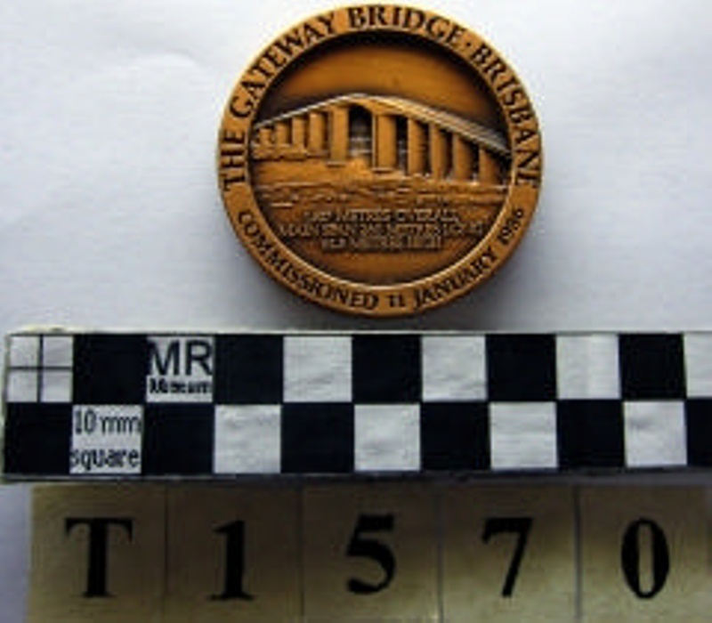 Medallion, Gateway Bridge; The Australian Numismatic Society - Brisbane ...