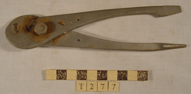 DETONATOR CRIMPER AND FUSE CUTTER; ICI Australia; T-277-0 | eHive