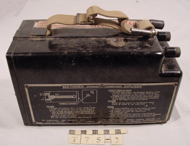 DYNAMO CONDENSER EXPLODER UNIT; Arbra Instruments Ltd; 1950-1960; T-75 ...