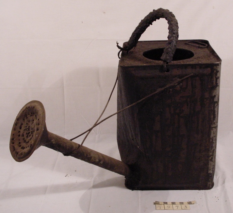 BITUMEN POURING CAN; T-973-0 | eHive