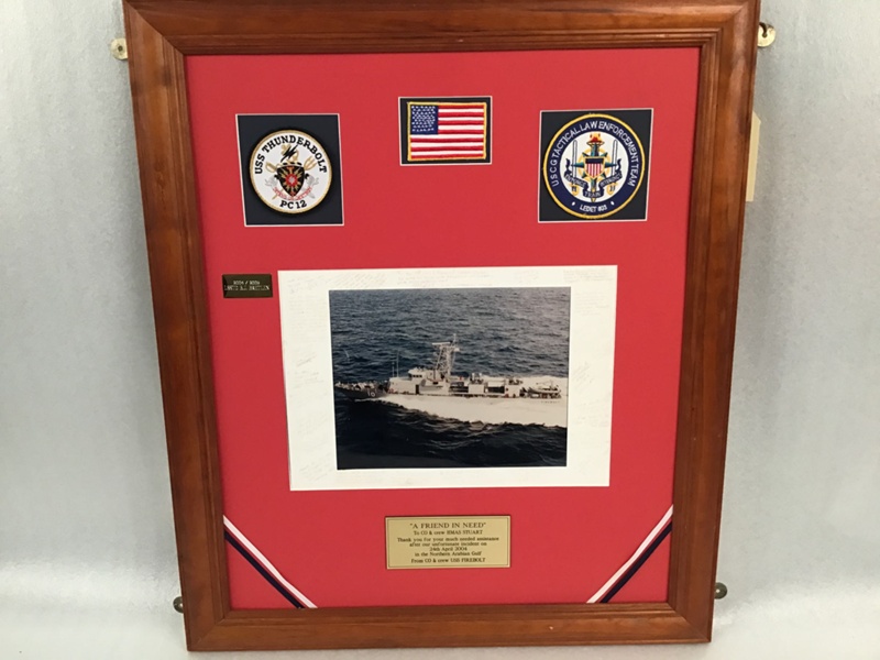 Presentation; “A Friend in Need”; HMAS Stuart II; 2004; NAVY-15514-00 ...