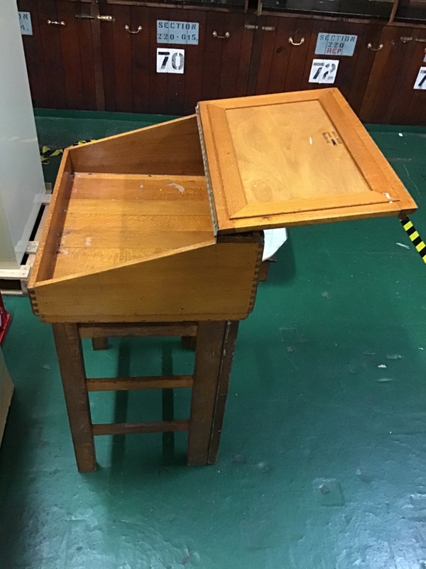 Quartermaster Gangway Desk; HMAS Brisbane; NAVY-4388-00 | eHive