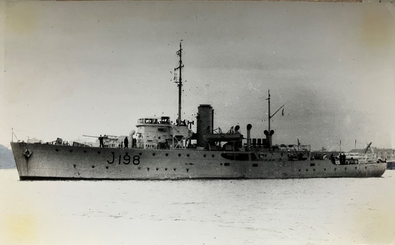 Photograph: HMAS Burnie: ZAMMIT Collection ; RANHC-2024-0047-072 | eHive