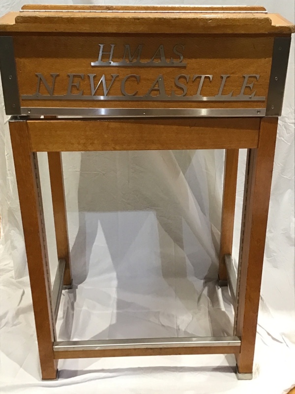 HMAS Newcastle (FFG) gangway quartermasters desk. ; NAVY-15960 | eHive