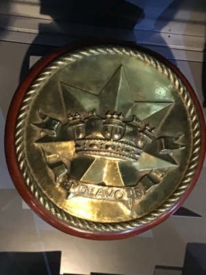 Gun Tompion Crest HMAS Australia 1913; NAVY-517-00 | eHive