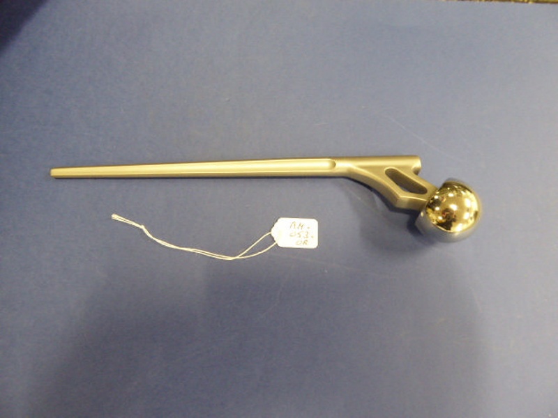 Cemented Hemi Hip Arthroplasty For Neck Of Femur Fracture ; AM.053.OR ...