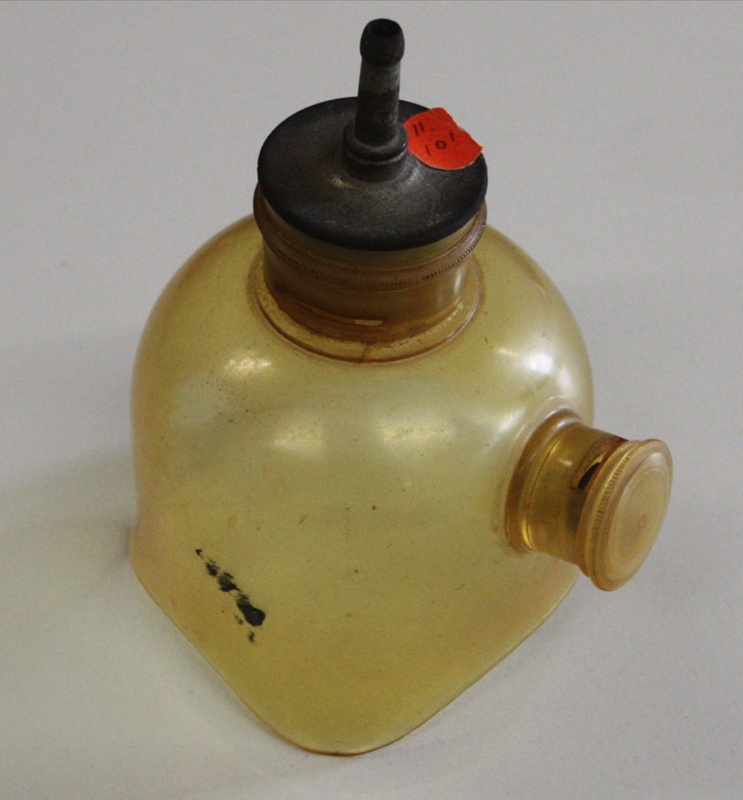 Ritchie Collection; Face masks; Modified Junker's mask; RC FM 01 | eHive