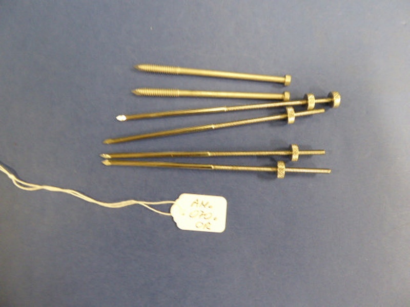 Knowles Pins for Hip Fracture Fixation; AM.070.OR | eHive