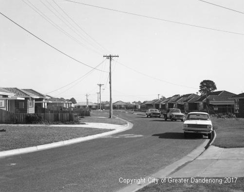 Hallam, Flats at……; Graham Southam; 1969; 10.543.01 | eHive