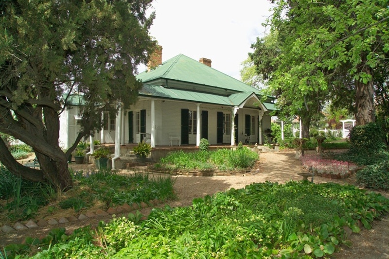 Miss Traill's House | eHive