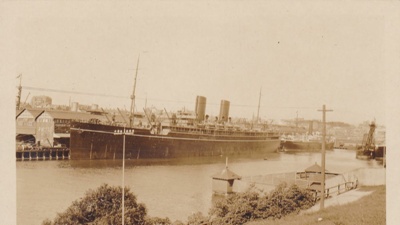 Ephemera - photo of S.S. Mooltan; PH 1485 | eHive