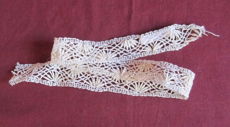 Lace Insertion Piece; 44115 | eHive