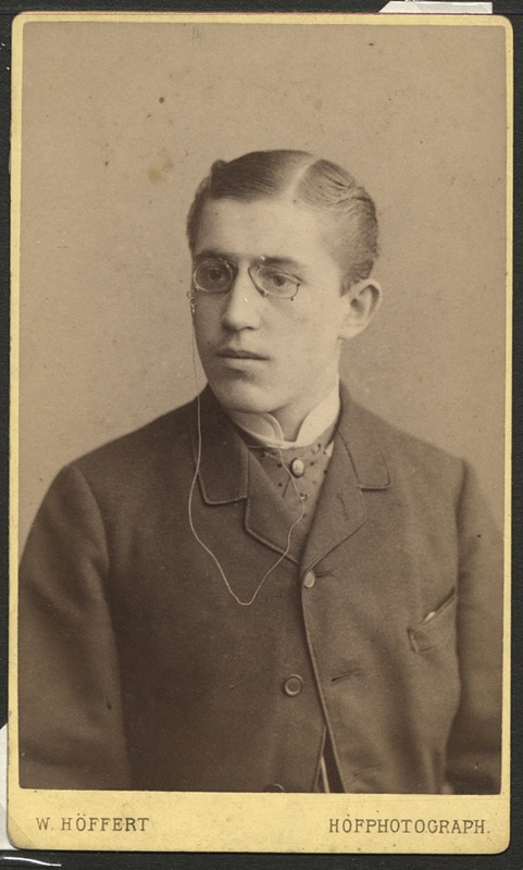 Studio portrait of a man; W. Hoffert; 2022.82:42 | eHive