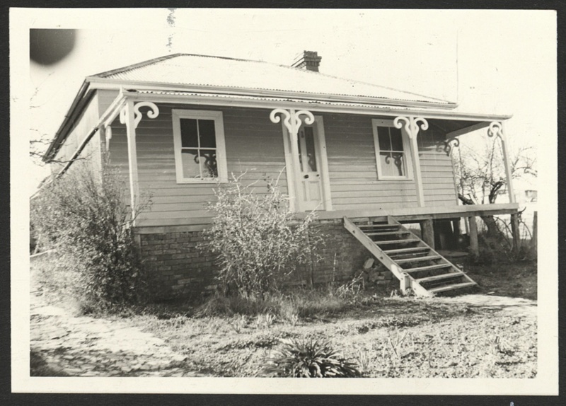 Beech's house; 1982; 2022.15:17 | eHive