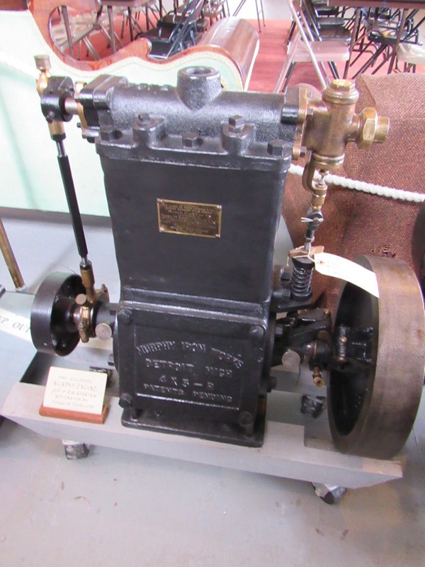 Murphy Two Cylinder Steam Engine; Murphy Iron Works; MA014 | eHive