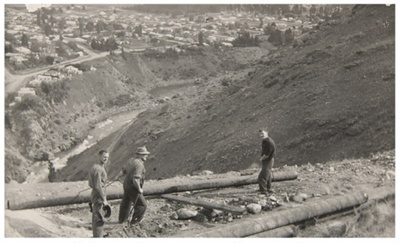 Photograph, Cromwell water supply pipeline; CR1985.569 | eHive