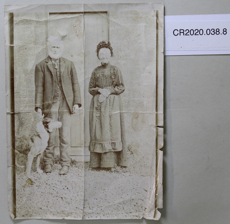 Photograph possibly James and Elizabeth Smith - Luggate Punt; CR2020 ...