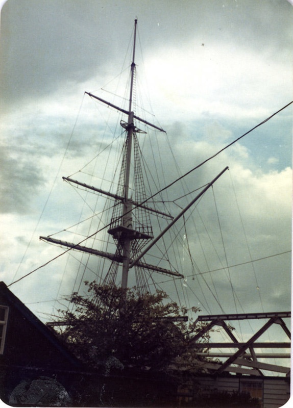 Photograph of the mast at dusk; photographer : unknown; SHHMG:A2936 | eHive