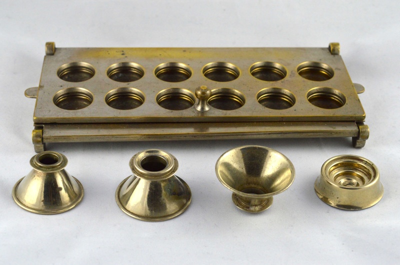 Boxed Cachet Machine for 12 Cachets Three funnels and a Pressing Cup ...