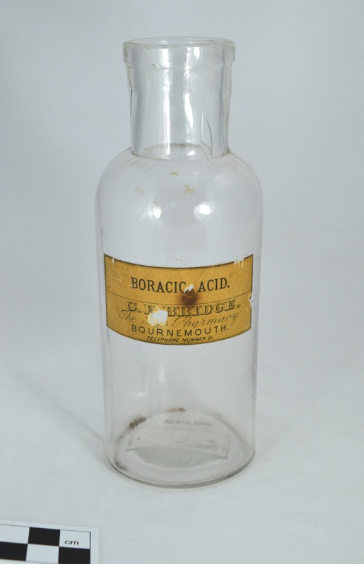Clear Glass Shop Round Wide Neck with Printed Paper Label: Boracic Acid ...