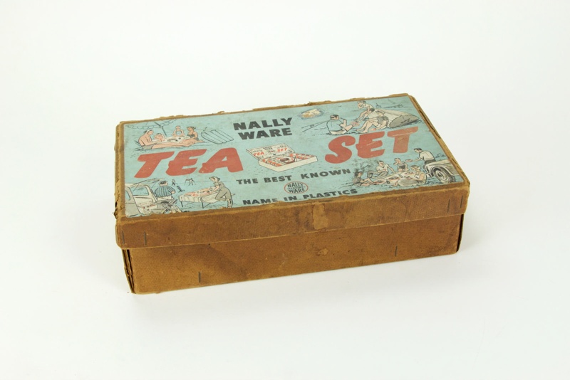Nally ware tea set; Nally Ltd; circa 1950s; 01967.1-.15 | eHive