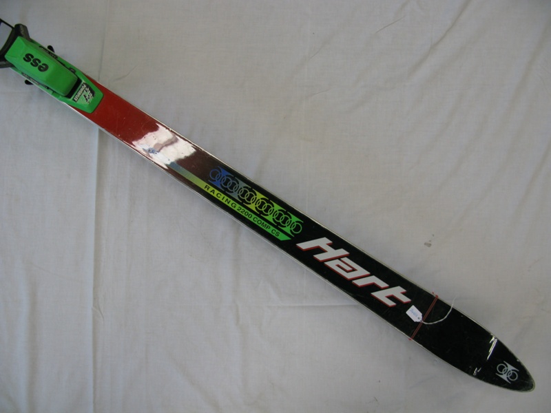 Skis; Hart; VMBM 002465 | eHive